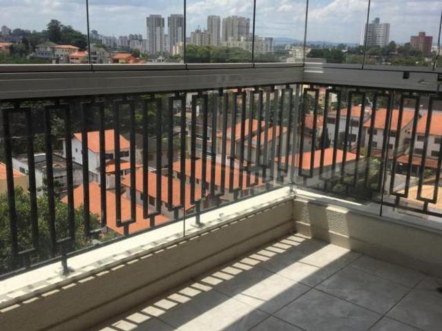 Sky view Lindo, novo, com excelente vista. Condomínio barato e completo!
