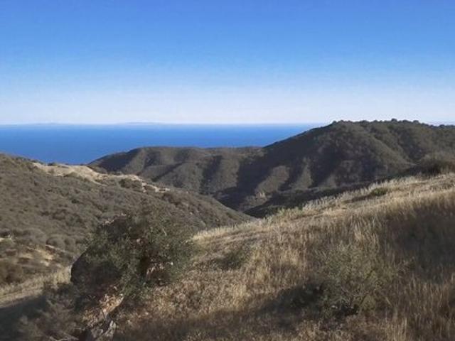 Skyhawk Ln, Topanga, CA 90290