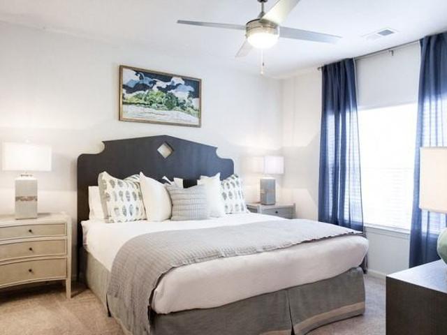 Skyland Exchange 1 Bedroom Apartment for Rent at 12 Sky Exchange Dr, Asheville, NC 28803