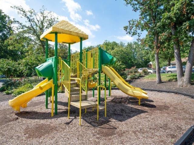 Skylark Pointe Apartment Homes 1 Bedroom Apartment for Rent at 9150 Parkland Rd, Carney, MD 21234 Carney