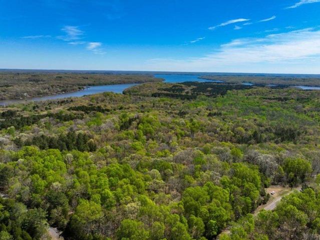 Skylark Rd, Murray, KY 42071