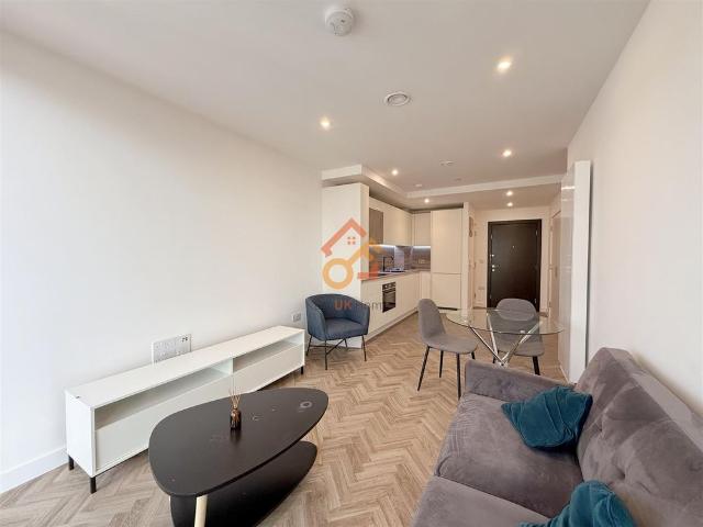 Skyline Apartment, 11 Makers Yard, London E3
