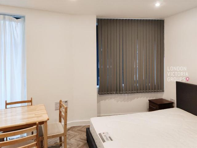 Skyline Apartments, 11 Makers Yard, London E3, Studio to rent, £2,000 pcm | PrimeLocation