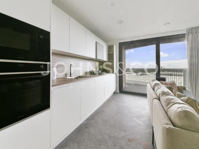 Skyline Apartments, Makers Yard. 2 bed apartment to rent £2,600 pcm £600 pw