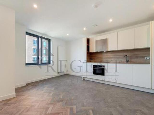 Skyline Apartments, Makers Yard, Studio Apartment For