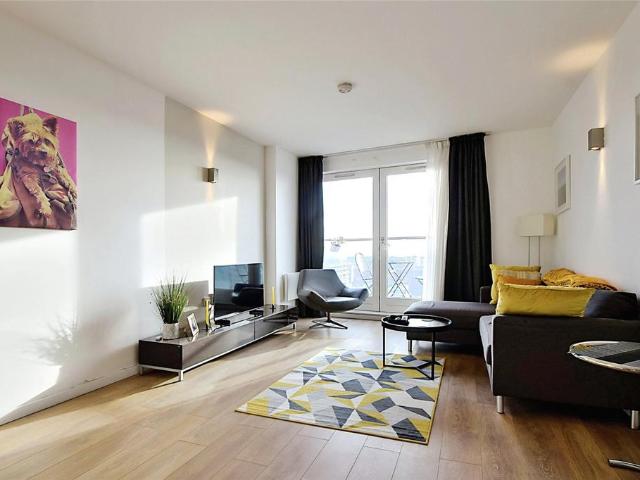 Skyline Central 2, 49 Goulden Street. 1 bed flat to rent £1,295 pcm £299 pw