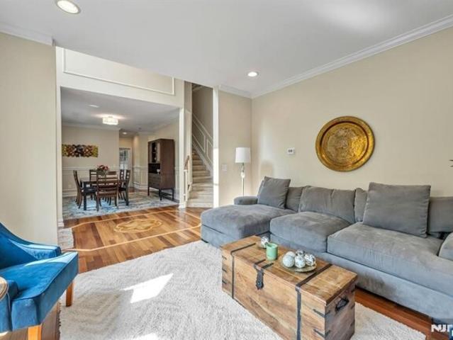Skyline Dr, Jefferson Township, Home For Sale