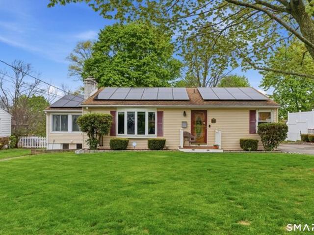 Skyline Dr, Waterbury, Home For Sale