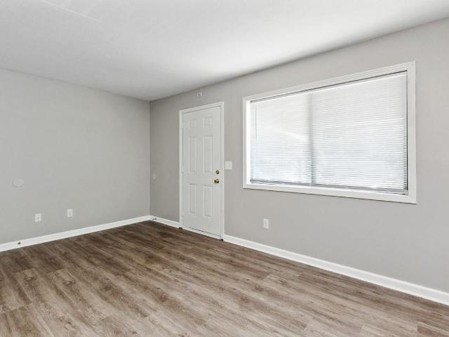Skyline Flats 1 Bedroom Apartment for Rent at 103 Hart Ln, Nashville, TN 37207 Talbot's Corner