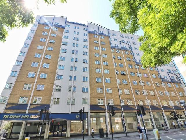 Skyline Plaza Building, 80 Commercial Rd, London E1, 2 bed flat to rent, £2,405 pcm | PrimeLocation