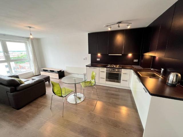 Skyline Plaza, Basingstoke RG21 1 bed apartment to rent £1,000 pcm £231 pw