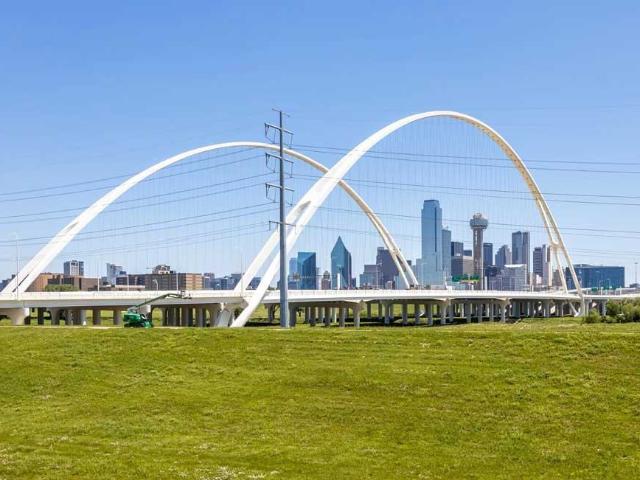 Skyline Trinity 2 Bedroom Apartment for Rent at 1900 N Beckley Ave, Dallas, TX 75208