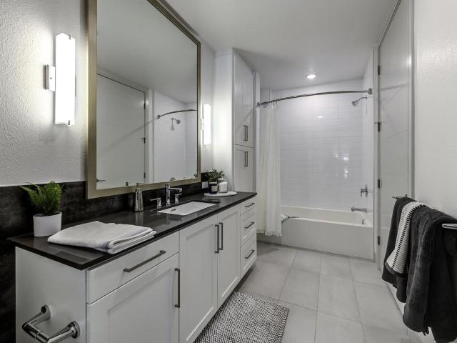 Skyloft 2 Bedroom Apartment for Rent at 2700 Main St, Irvine, CA 92614 Irvine Business Complex