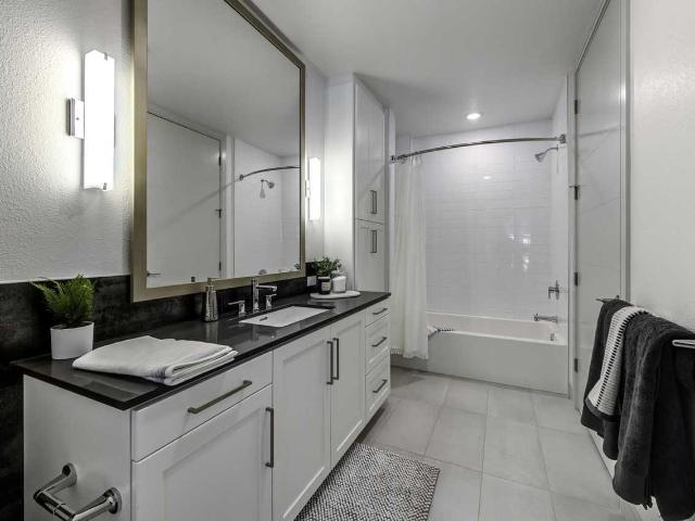 Skyloft 2 Bedroom Apartment for Rent at 2700 Main St, Irvine, CA 92614 Irvine Business Complex