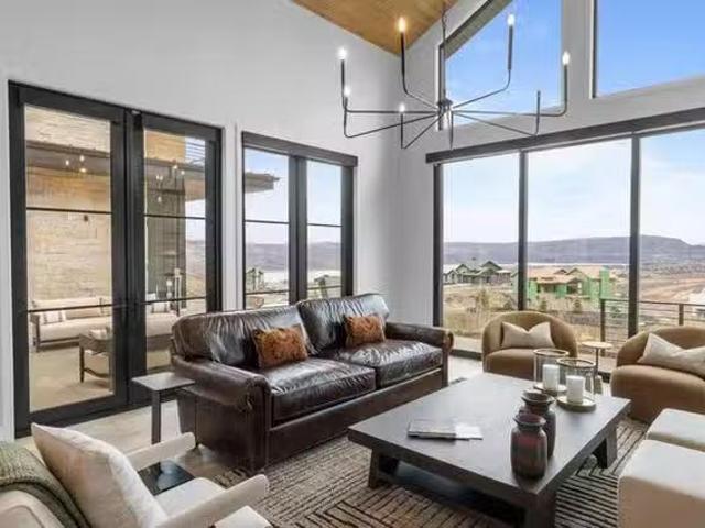 Skyridge Drive
