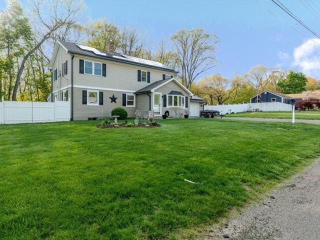 Skyridge St, Ludlow, Home For Sale