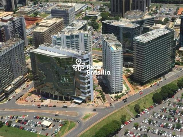 SHN 1 Le Quartier Hotel & Bureau Sala comercial reformada Asa Norte