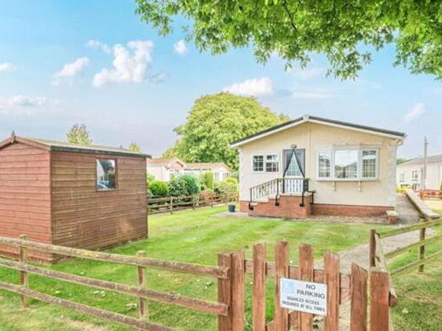 Shouldham, Orchard Park, Kings Lynn, 2 Bedroom Park