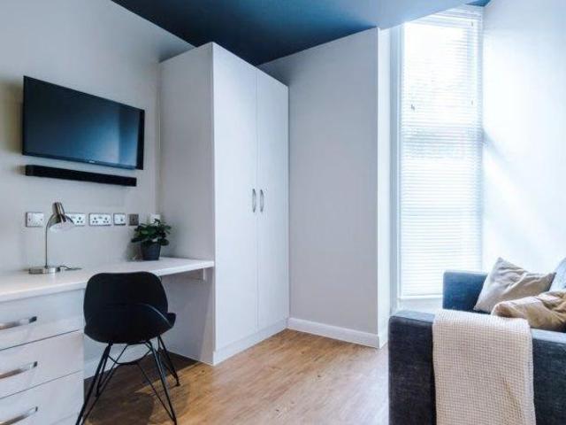 Shoe and Boot Factory 7 bed house share to rent £3,395 pcm £783 pw