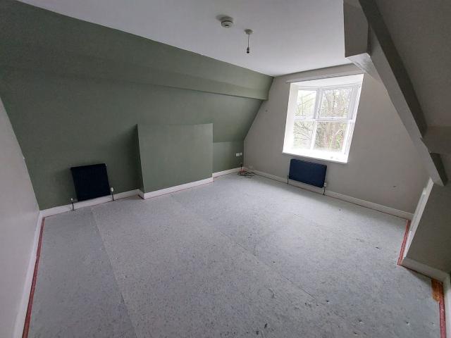 Sholebroke Avenue, Leeds LS7, 1 bed flat to rent, £525 pcm | PrimeLocation