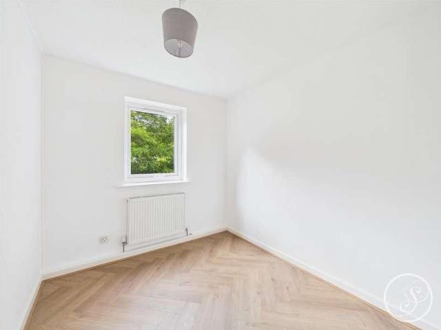 Sholebroke Avenue, Potternewton, Leeds, LS7