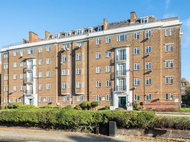 Shoot Up Hill, Cricklewood NW2, 3 bed flat to rent, £2,799 pcm | PrimeLocation