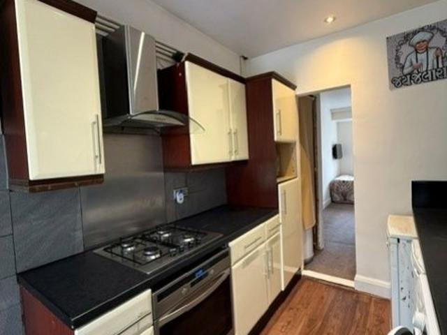 Shooters Avenue, Harrow, Middlesex HA3, 1 bed maisonette to rent, £1,250 pcm | PrimeLocation