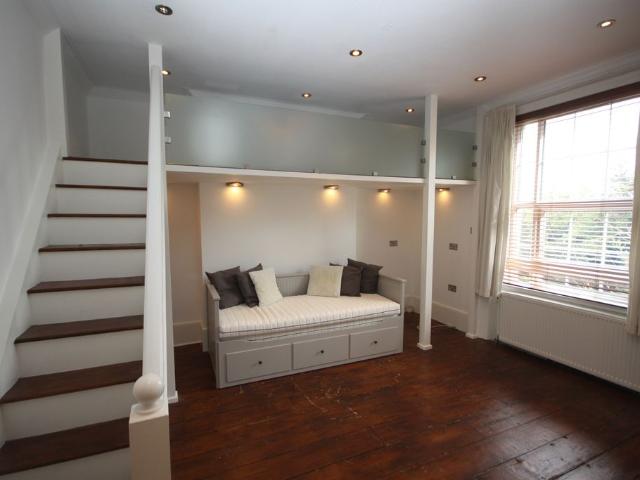 Shooters Hill Road, London SE3, Studio to rent, £1,300 pcm | PrimeLocation