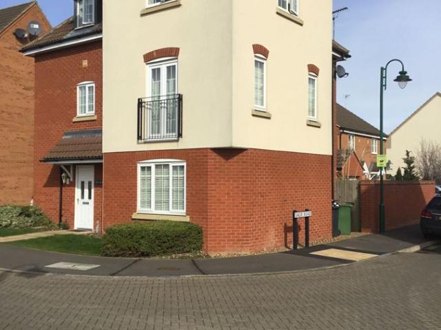 Shore View, Hampton Hargate, Peterborough PE7, Room to rent, £475 pcm | PrimeLocation