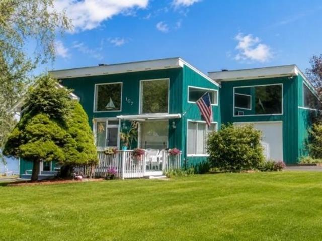 Shore Dr, Salem, Home For Sale