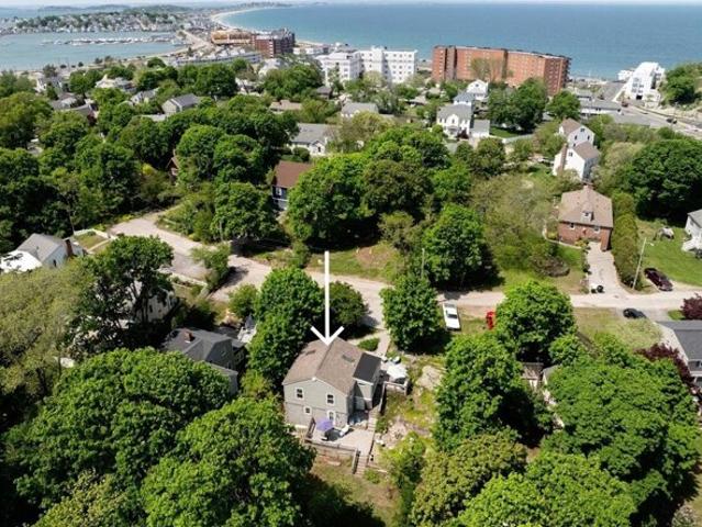 Shore Garden Rd, Hull, Home For Sale