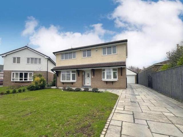 Shore Green, Thornton, 4 Bedroom Detached