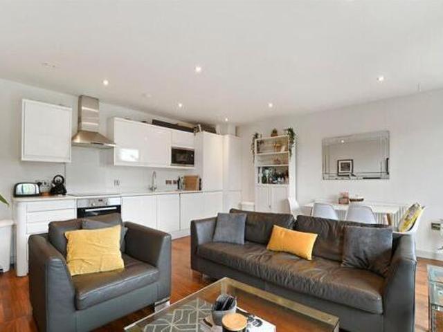 Shore Place, Hackney, 2 Bedroom Apartment