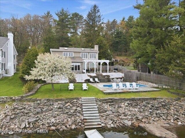 Shore Rd, Tafton, Home For Sale