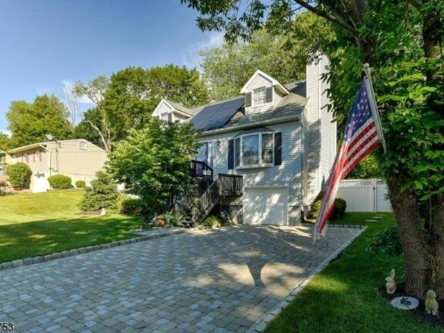 Shore Rd, Green Township, Home For Sale