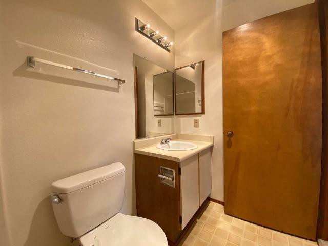 Shorecrest Apartments 2 Bedroom Apartment for Rent at 12542 35th Ave Ne, Seattle, WA 98125 Lake City