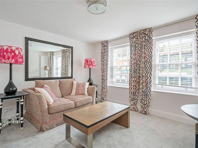 Shoreditch High Street, London E1, 1 bed flat to rent, £2,300 pcm | PrimeLocation