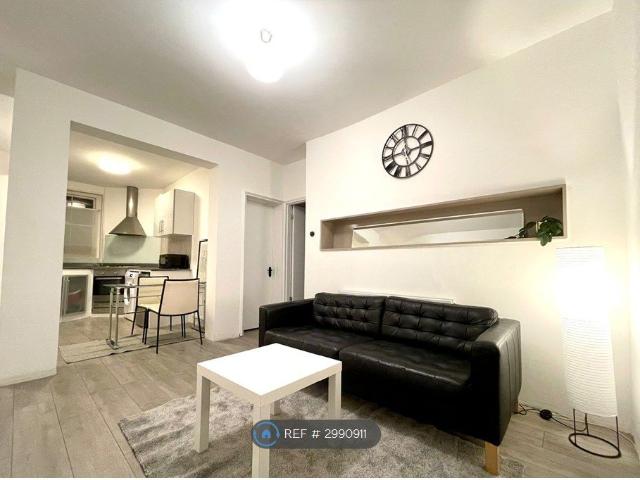 Shoreditch, London EC2A, 2 bed flat to rent, £2,600 pcm | PrimeLocation
