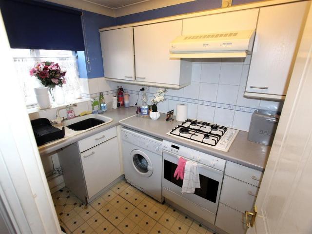 Shorefields, Rainham, Gillingham ME8, 2 bed terraced house to rent, £1,300 pcm | PrimeLocation