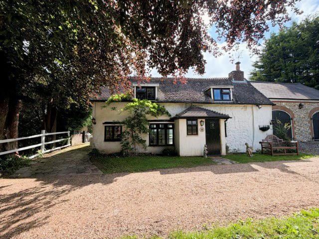 Shoreham Lane, Sevenoaks, TN14 2 bed property to rent £1,950 pcm £450 pw