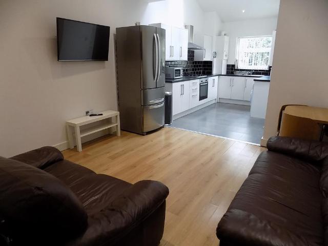 Shoreham Street, Sheffield S2 5 bed terraced house to rent £1,950 pcm £450 pw