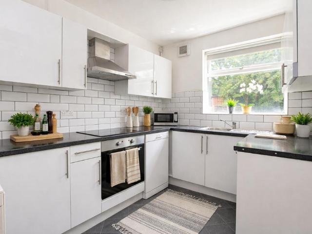 Shoreham Street, Sheffield S2 6 bed house to rent £2,418 pcm £558 pw