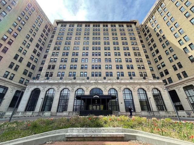 Shoreland 1 Bedroom Apartment for Rent at 5454 S Shore Dr, Chicago, IL 60615 Hyde Park