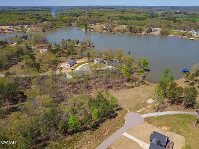 Shoreline Dr, Huntingdon, TN 38344