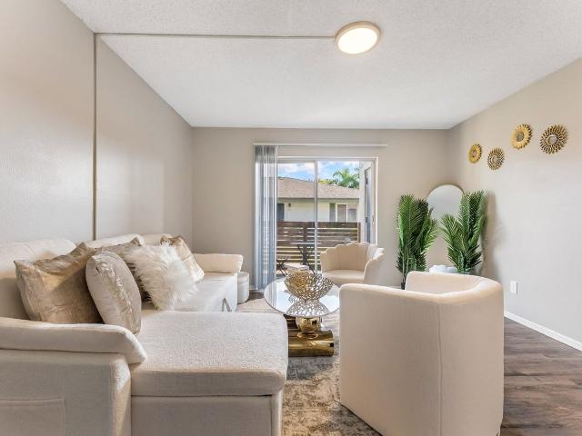 Shoreline Pointe Apartments 3 Bedroom Apartment for Rent at 501 116th Ave N, St Petersburg, FL 33716