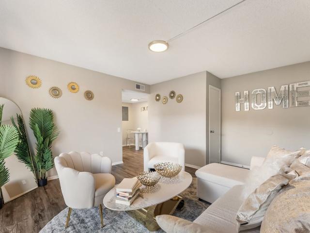 Shoreline Pointe Apartments 1 Bedroom Apartment for Rent at 501 116th Ave N, St Petersburg, FL 33716