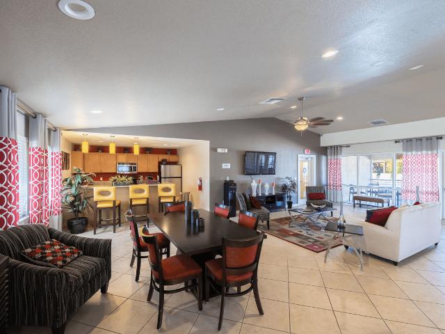 Shoreline Pointe Apartments 2 Bedroom Apartment for Rent at 501 116th Ave N, St Petersburg, FL 33716