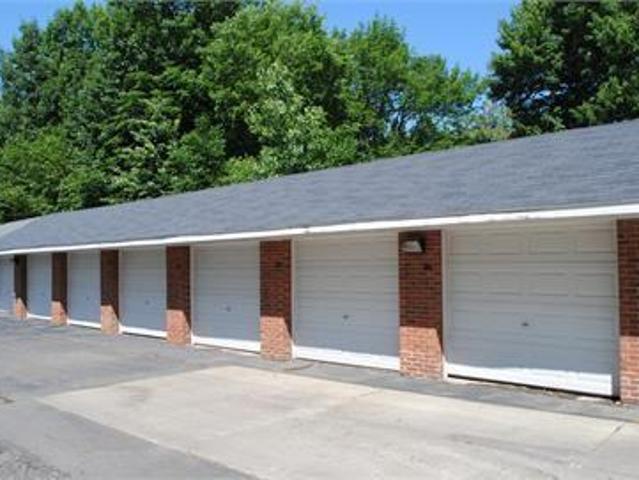 Shoreway Court Apts 2 Bedroom Apartment for Rent at 25411 Lake Shore Blvd, Euclid, OH 44132