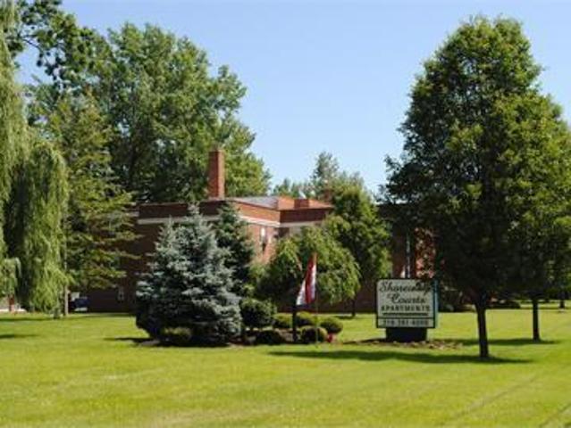 Shoreway Court Apts 2 Bedroom Apartment for Rent at 25411 Lake Shore Blvd, Euclid, OH 44132