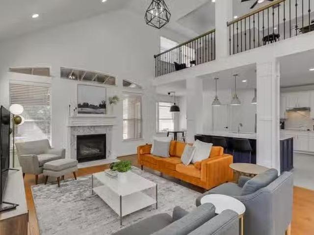 Shorewood Court